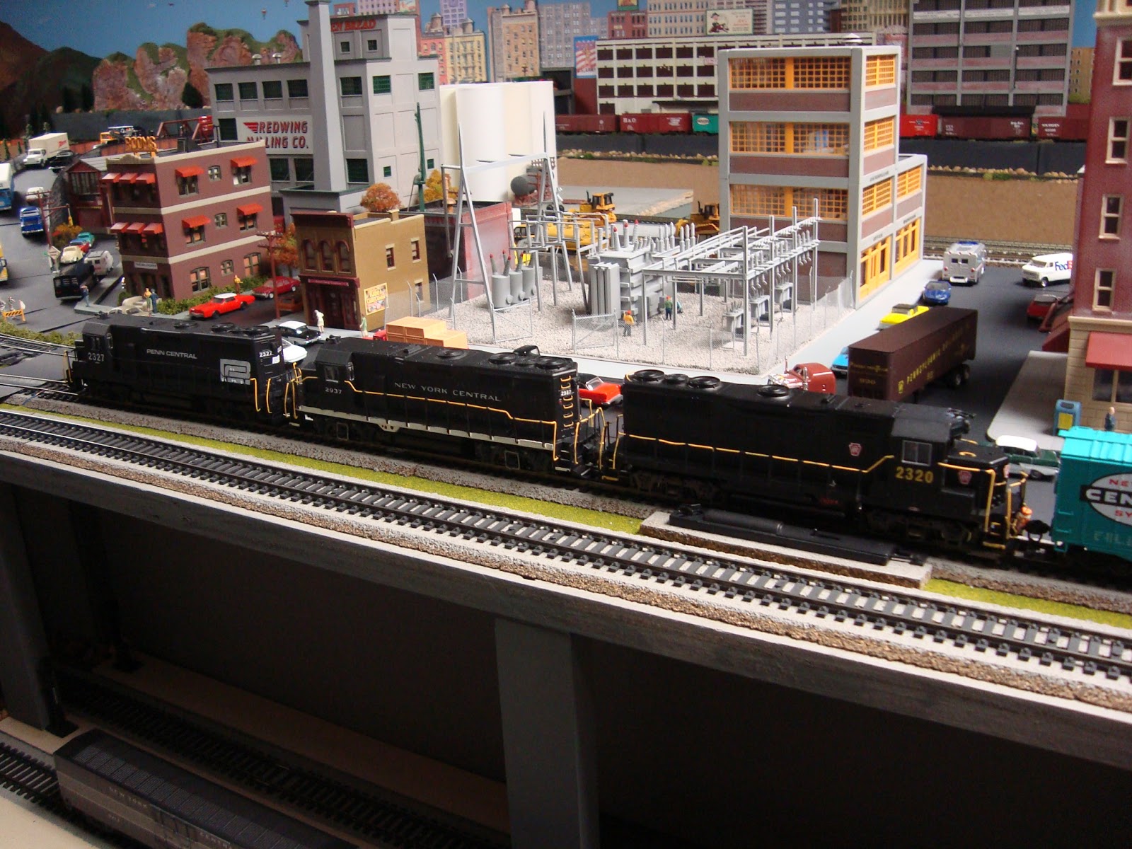 New York Central Train Layout: COFC / TOFC / Auto Racks