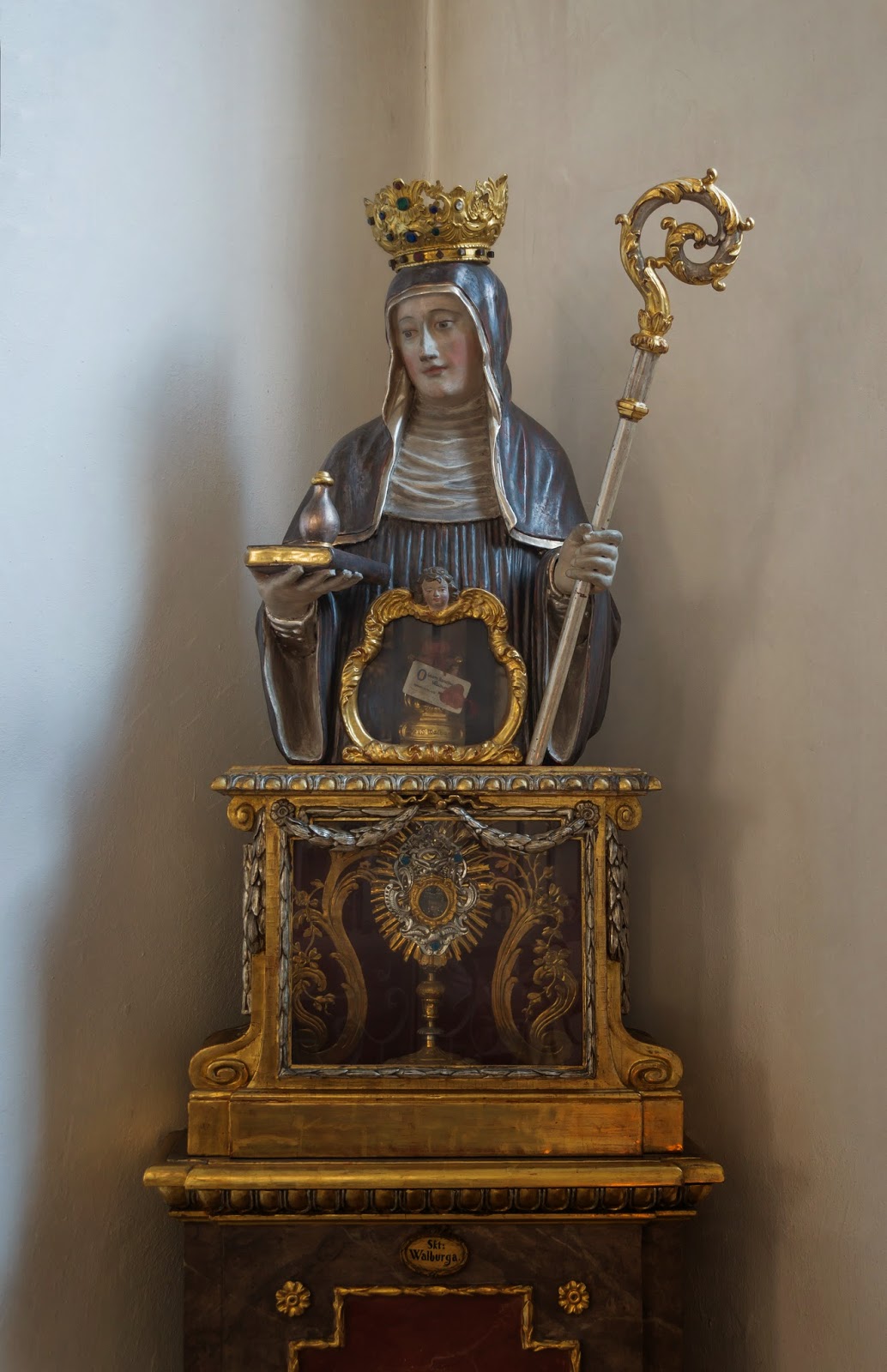 Pale Ideas - Tradição Católica!: Santa Valburga Virgem