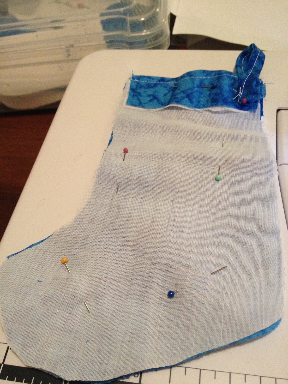 Steph's Sew Sew Life: Mini Christmas Stockings Tutorial - pattern and ...