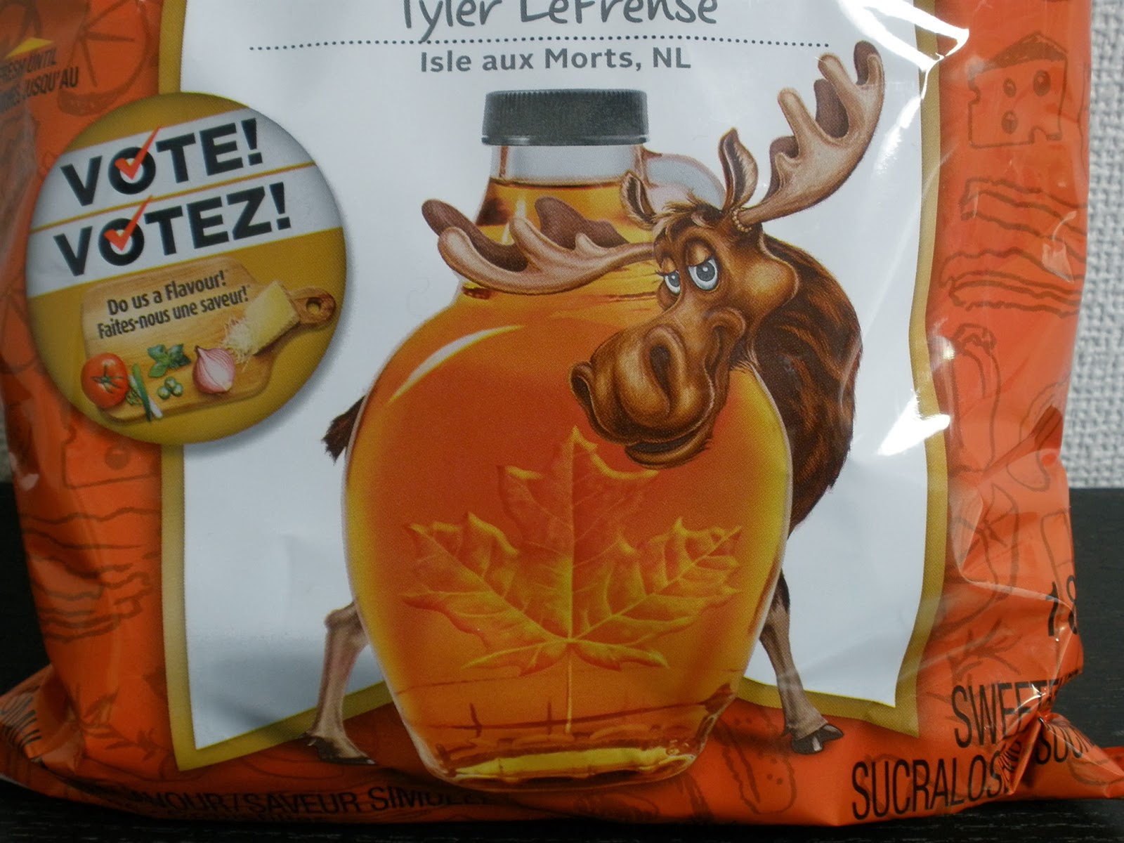 Lay's Maple Moose Potato Chips / レイズ "メープル・ムース" ポテトチップス ~ I'm Made of ...