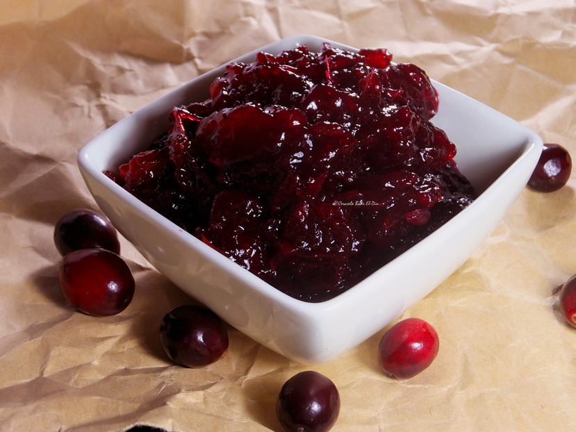 Bunatati de prin lume adunate: Sos de merisoare