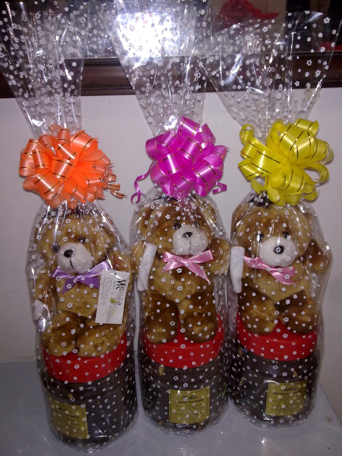 Heliz: Mini Gift Basket & Mini Hampers for Kindergarten Graduation