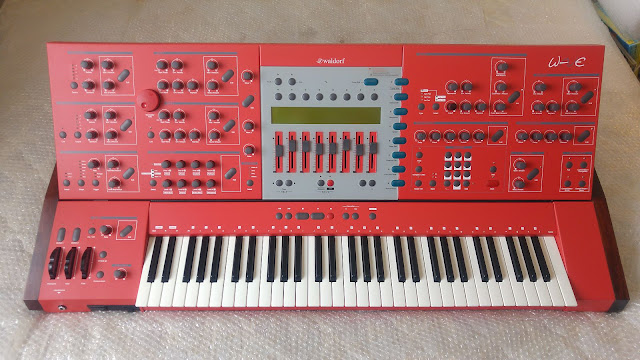 MATRIXSYNTH: Waldorf Wave 32 voices Cadmium Red Edition