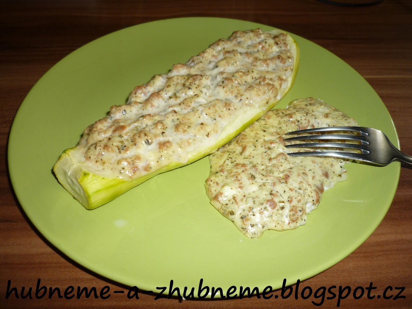 Dobroty od Adele :): Cuketa s ricottovou náplní (323 kcal)