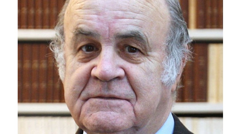 fio de prumo: António Pires de Lima