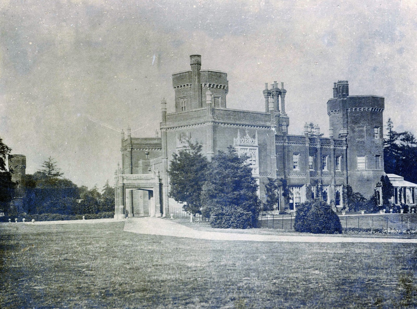 Landed families of Britain and Ireland: (58) Agnew of Rougham Hall and ...