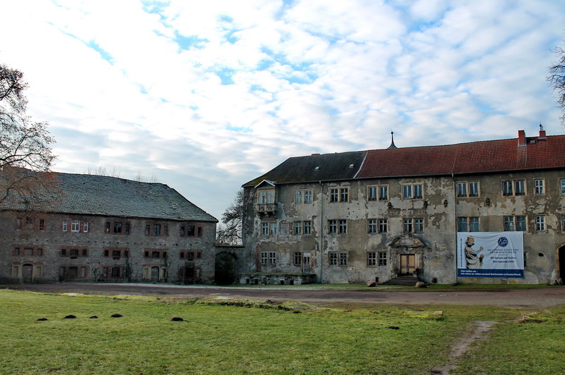 mano's welt: schloss erxleben - ein lost place mit hoffnungsschimmer