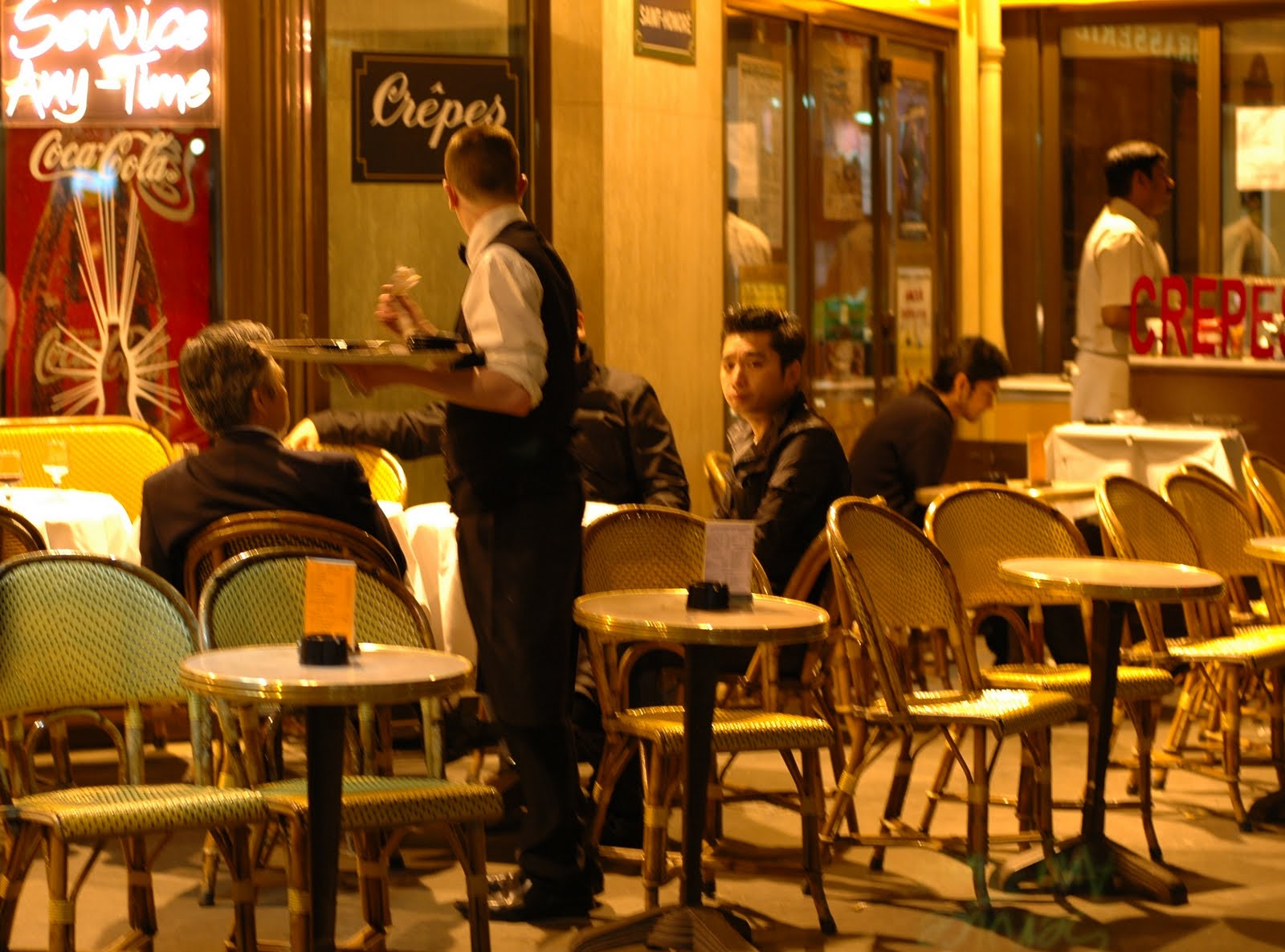 Paris and Beyond: Night cafe scene