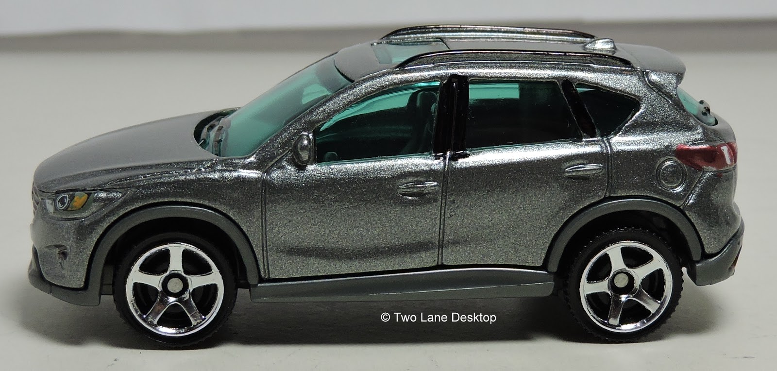 Matchbox 2016 Mazda CX5 and 2017 Cadillac Escalade