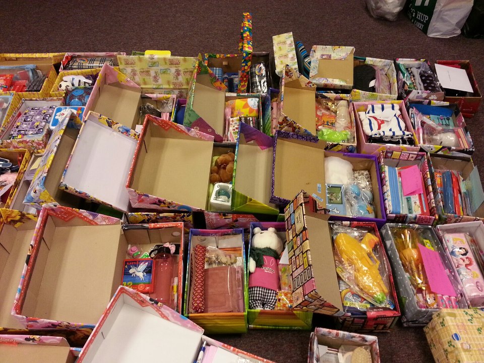 A Pinch of Salt: Shoe Box Project... Worthy