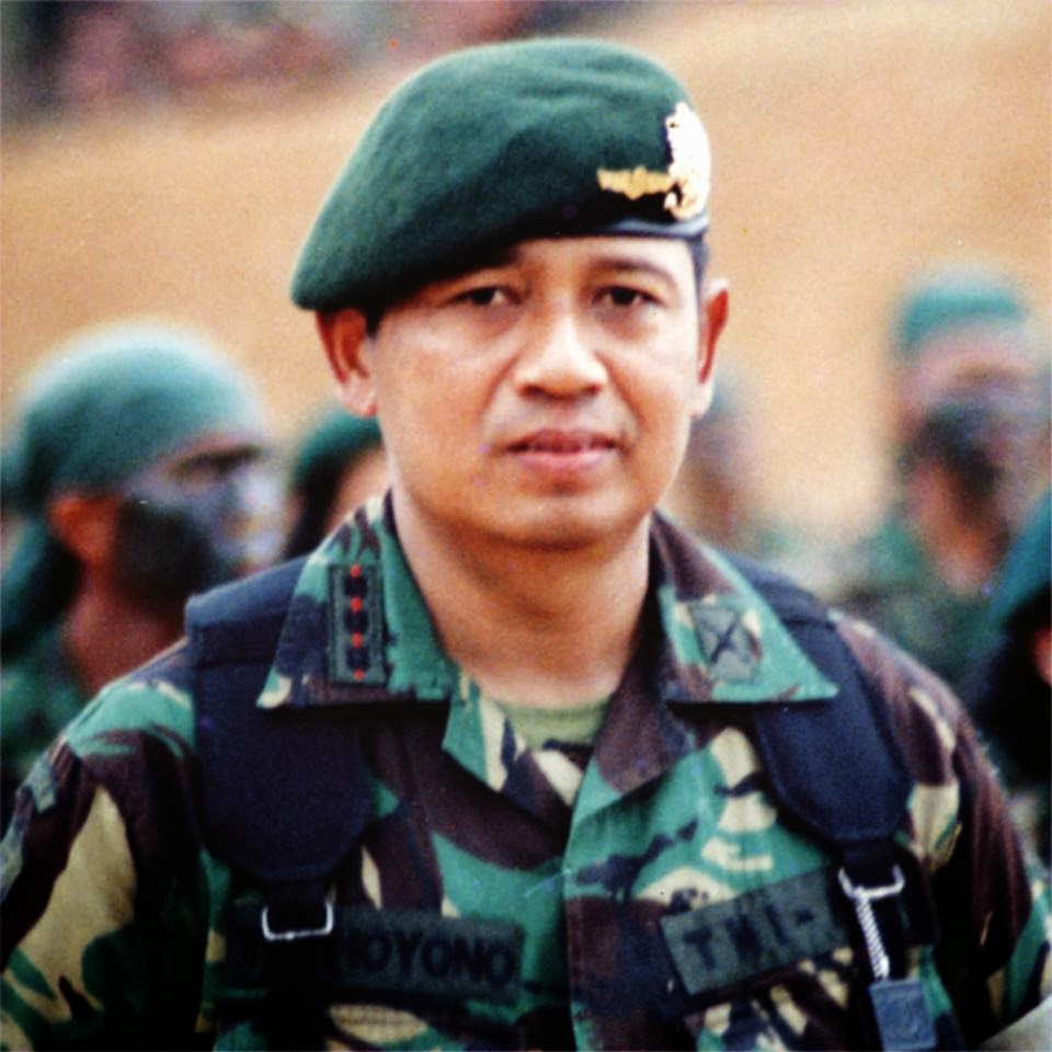 kesuksesan susilo bambang yudhoyono (SBY) memimpin keluarga dan negara ...