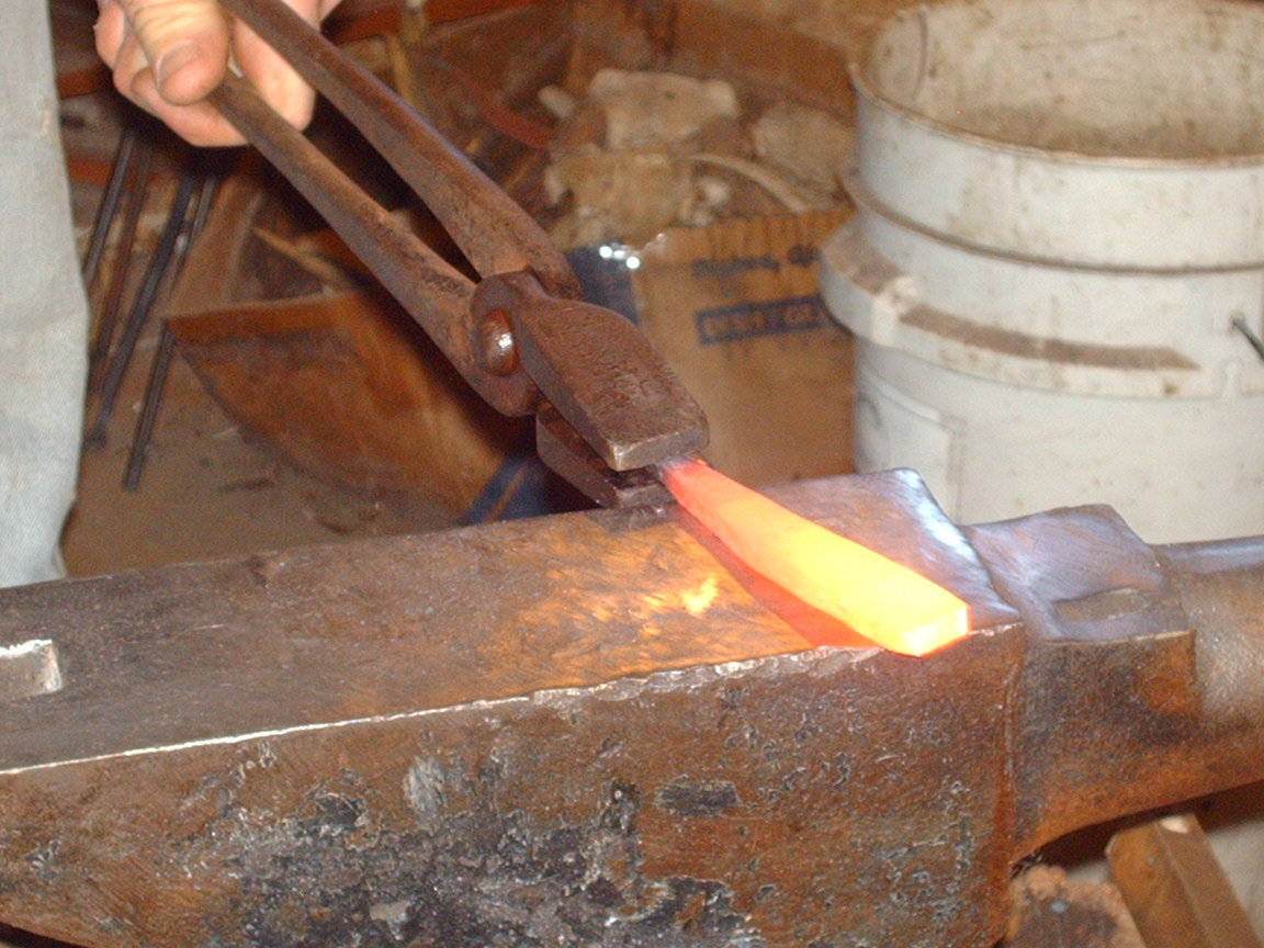 N8 Knives: Forging Knives Knife Making Process