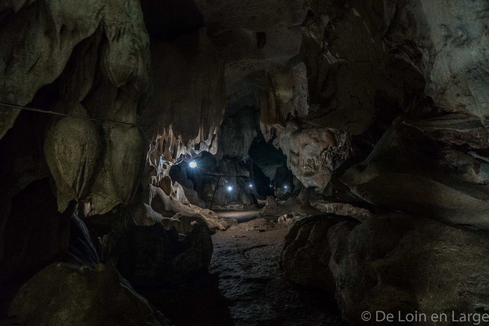 Birmanie - jour 5 : Hpa An - Pagodes et grottes au sud et à l'est