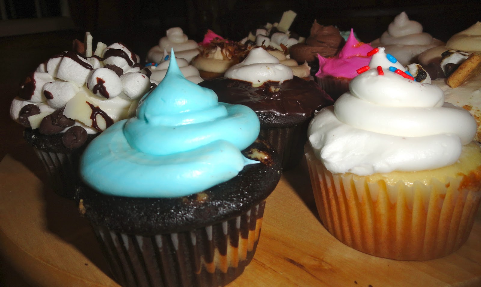 Extravagant Cupcakes: June 2012