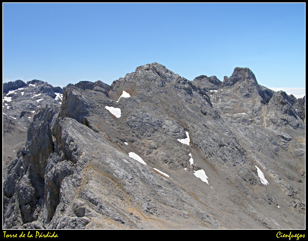 Caleyando con Cienfuegos: Neverón de Urriellu y Torre de la Párdida