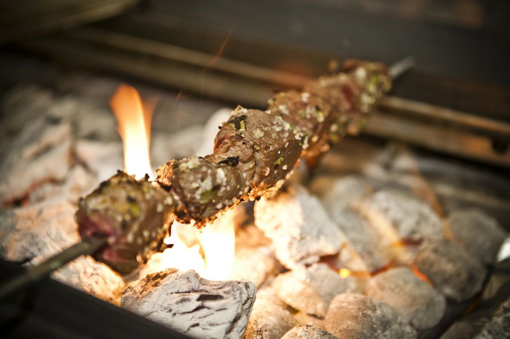 Espetada à moda do Sr. Dino Duarte - Somos Madeira