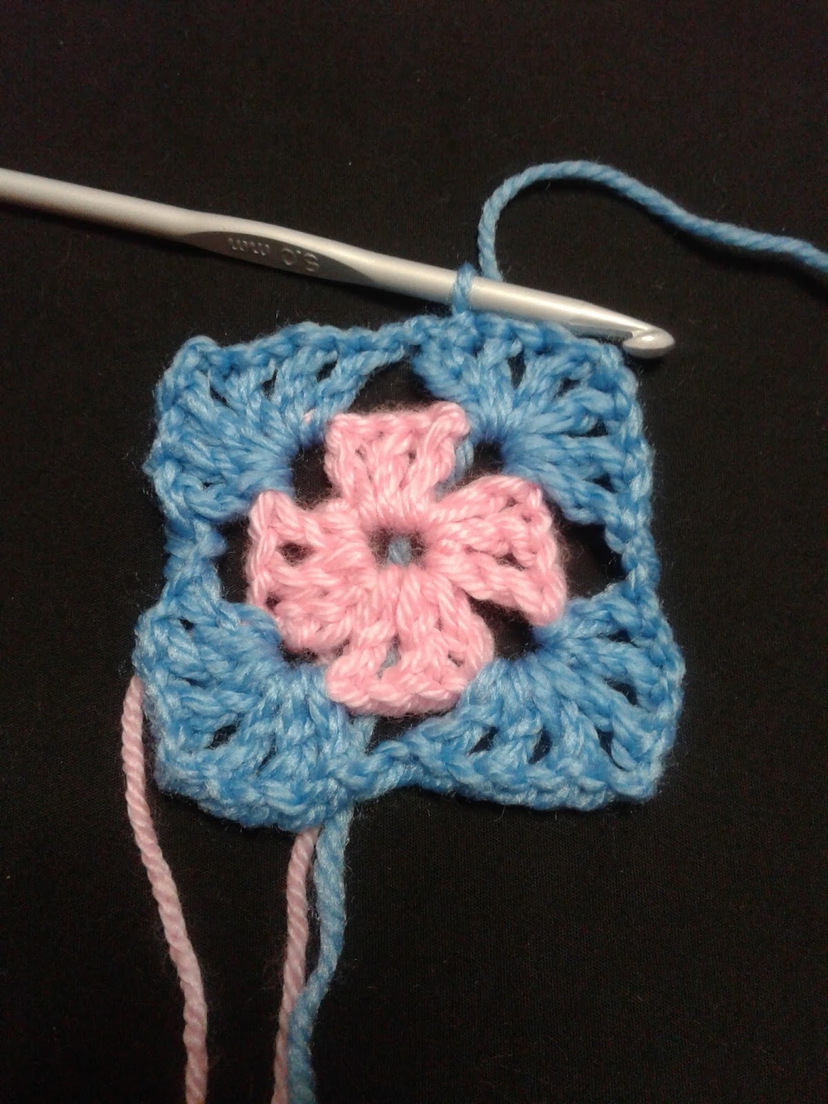 Miles Crochet Creation: Shell Granny Square