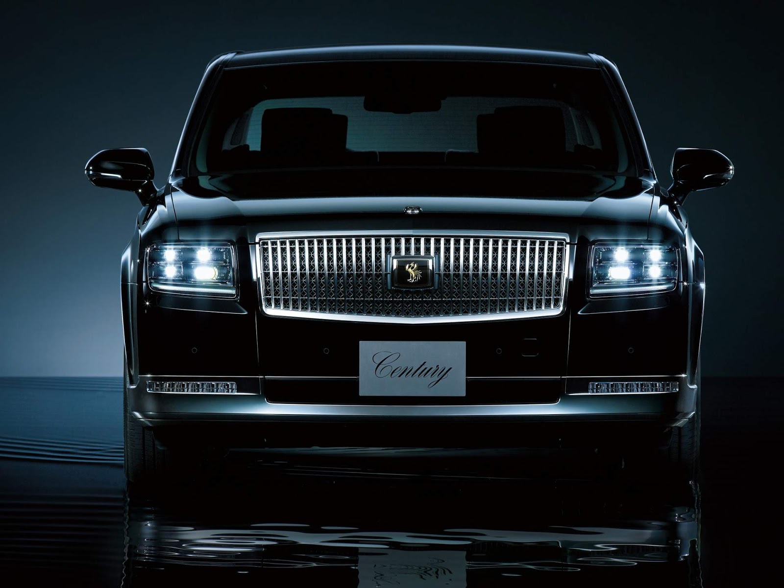 Toyota Century ganha nova geração depois de 21 anos