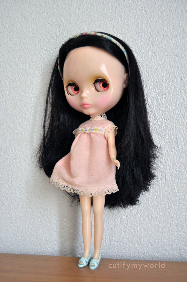 cutify my world: My Blythes in some old clothes