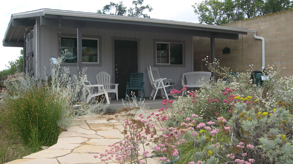 Mother Nature's Backyard - A Water-wise Garden: July 2015