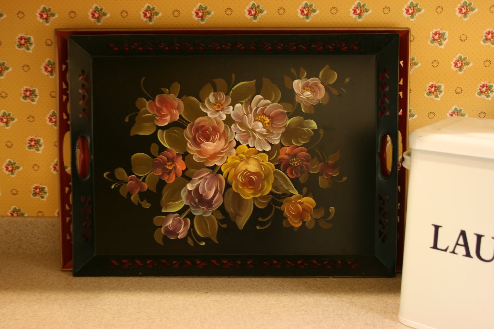 vignette design: Timeless Tole Trays?