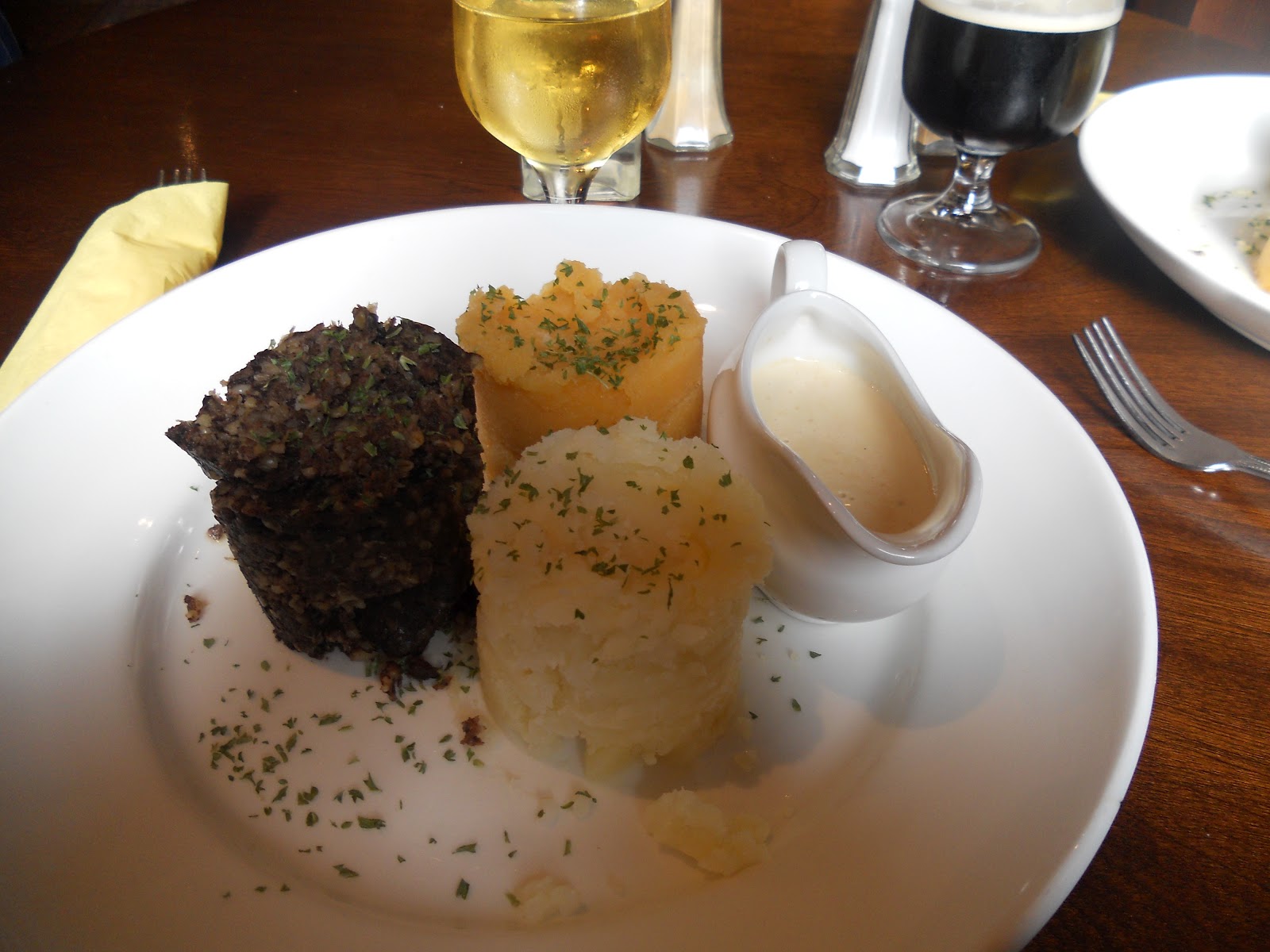 A la mode frangourou: Food in the UK, 3: Traditional Scottish pub lunch