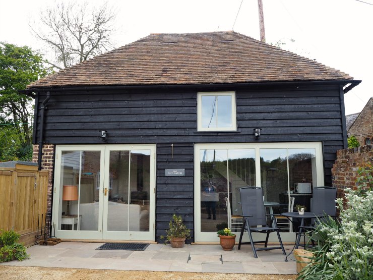 A Stay In The Nut Hatch Cottage Near Canterbury With Kent And Sussex ...