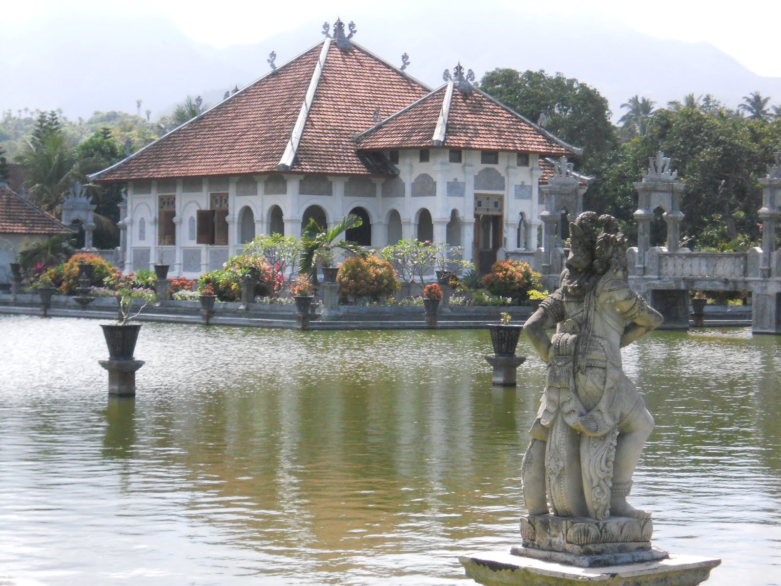 ARSITEKTUR TRADISIONAL BALI MASA KOLONIAL