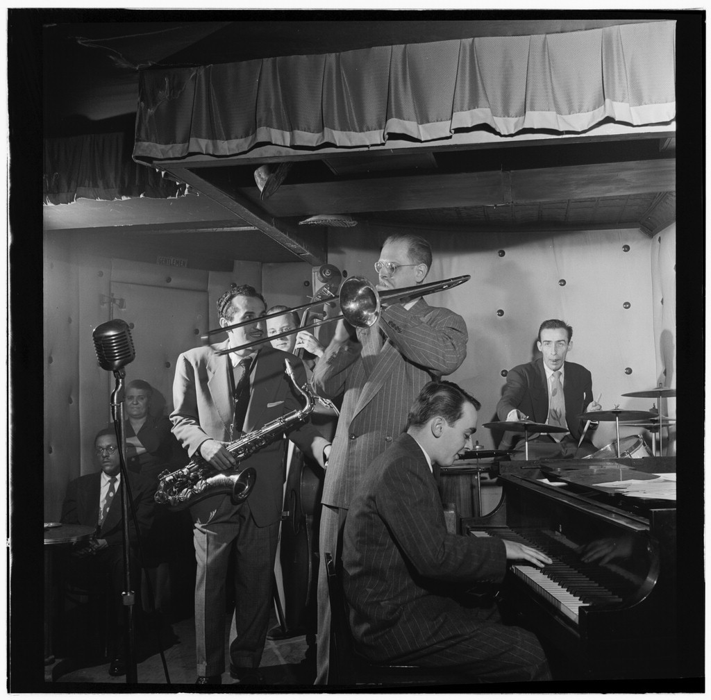 A Modernist: Bird at The Three Deuces (1948)