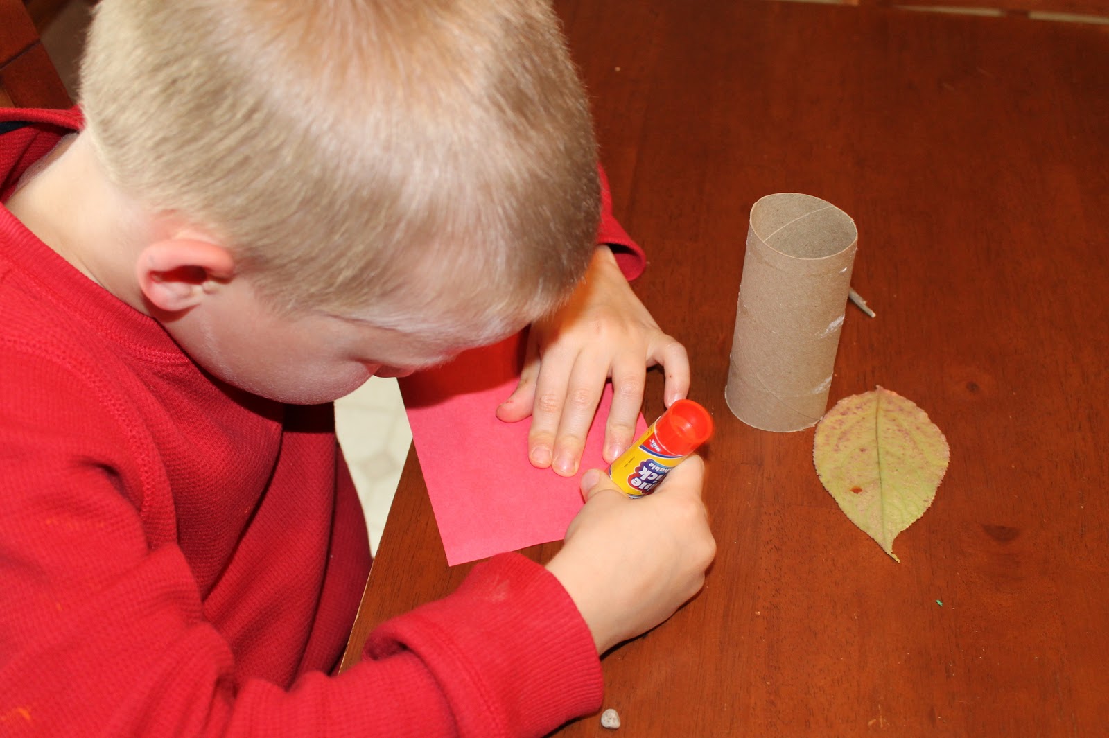 Leaf Finger Puppets Craft aka Leaf People - The Purposeful Mom
