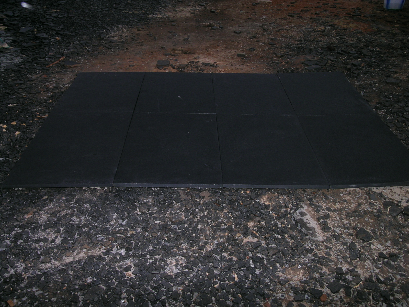 Taj Mahal: CUDDAPAH BLACK STONE OF BETAMCHERLA