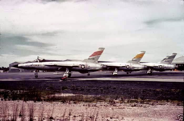 صلاح الدين البُطي: قاعدة ويلس الجوية الأمريكية بليبيا ...صور و تفاصيل و ...