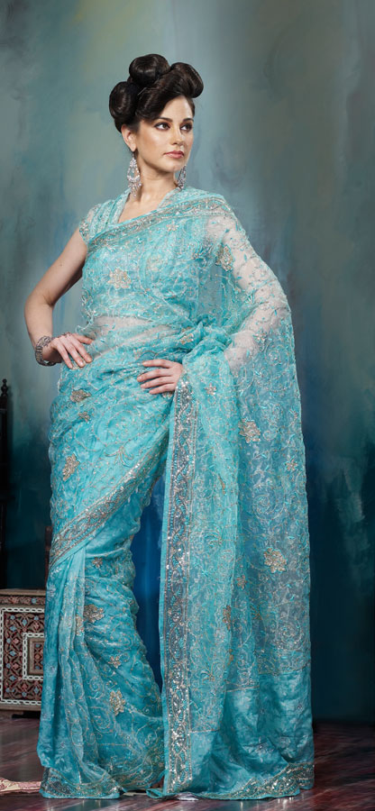 Ladies Fashion: MODREN GIRLS AND WOMEN SAREES DESIGN FOR THE WHOLE WOELD