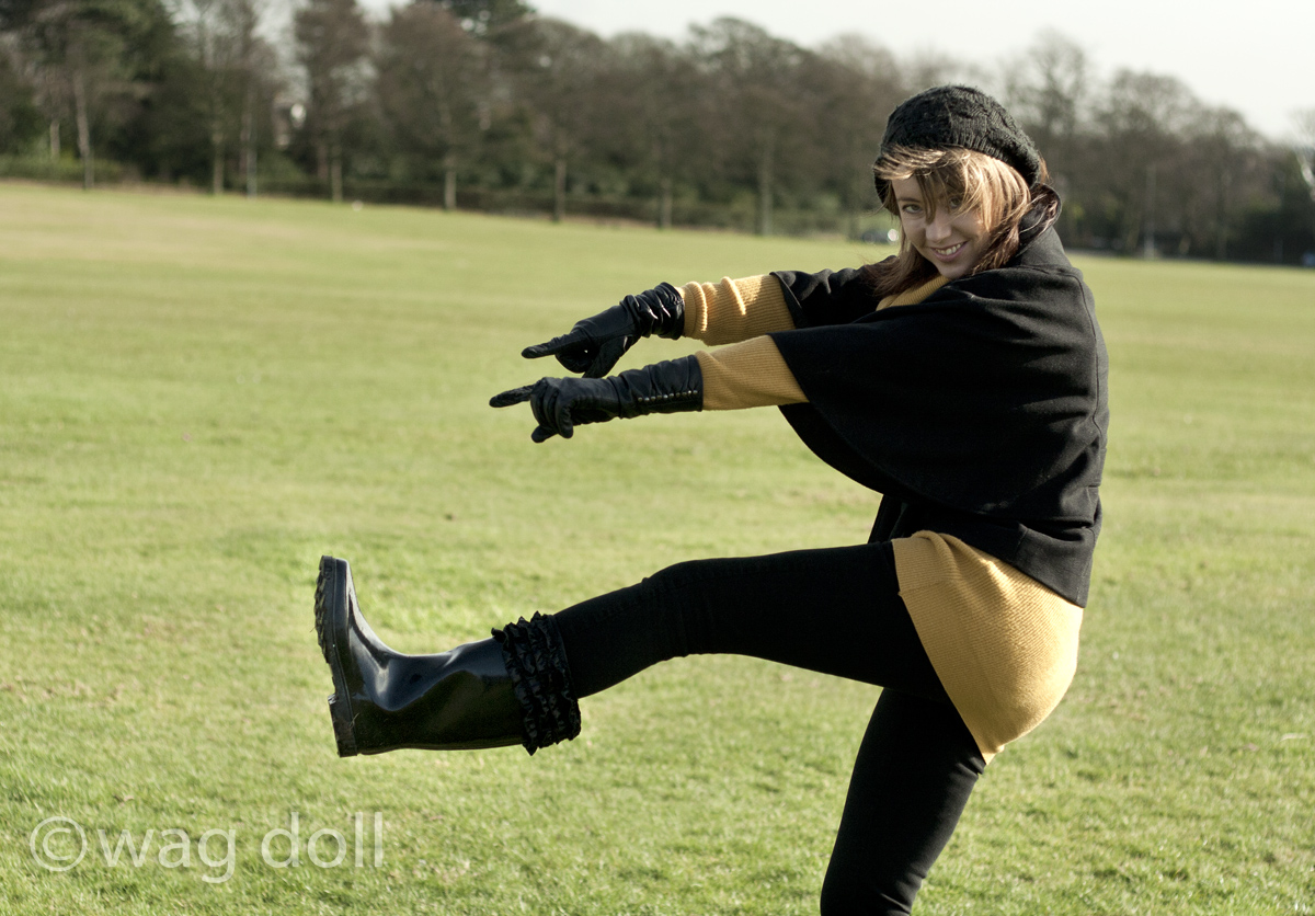 Winter Layers & Ruffled Wellies - A Walk In The Park