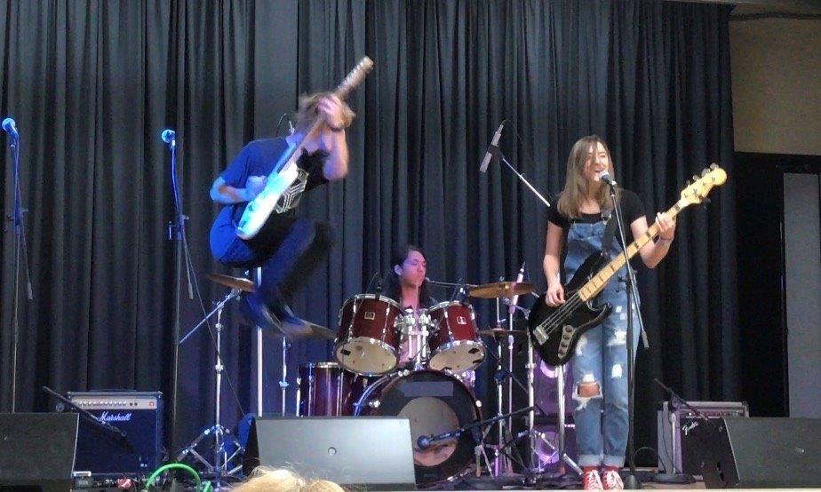 ALEX KORN: Alex with "Doppler Effect" Band!