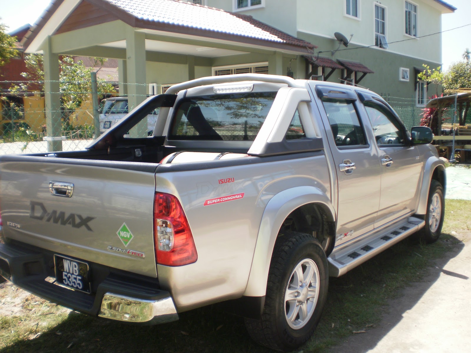 Prestige GP Sdn Bhd 897857-X: Contoh Pemasangan NGV- Engine Diesel