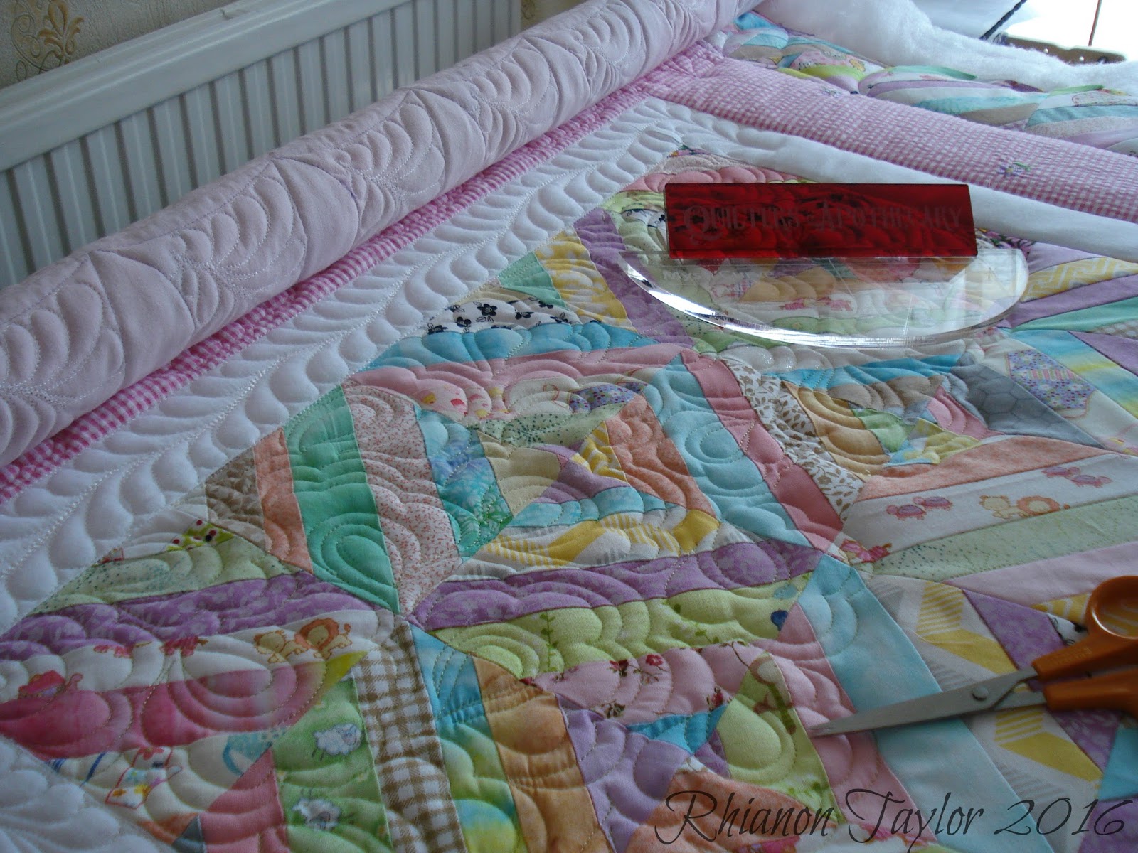 The Nifty Stitcher: Scrappy Strings Baby Quilt