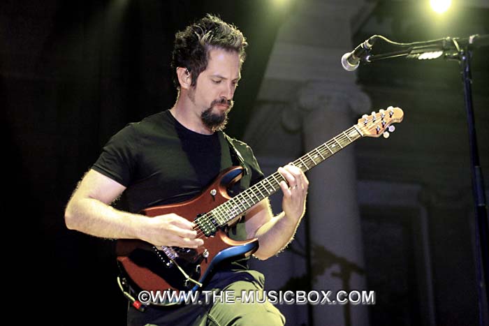 Bayu_Guitarist_Jazz: John Petrucci
