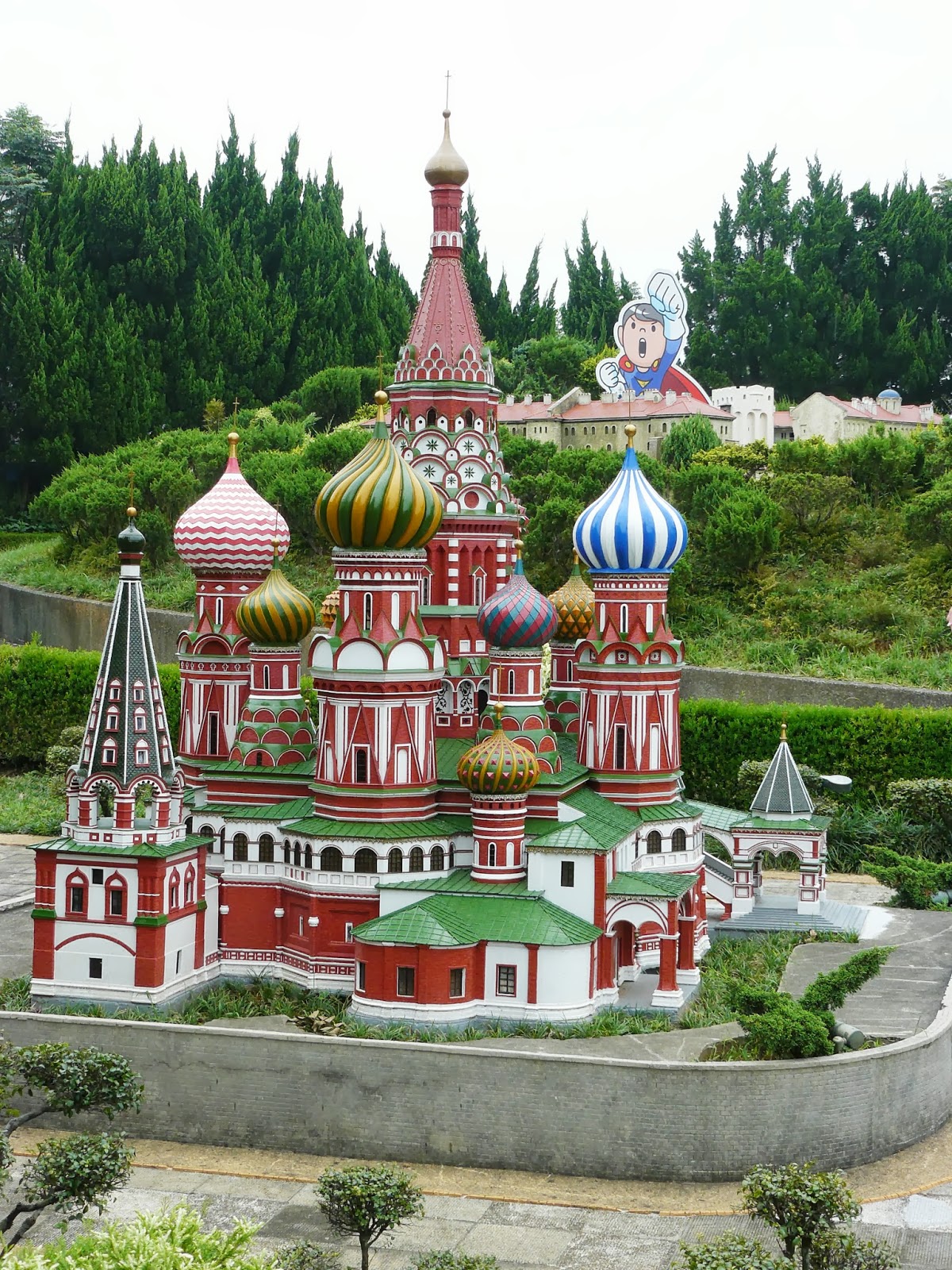 Chaos and Kanji: The Mini World: Window on China Theme Park in Taiwan