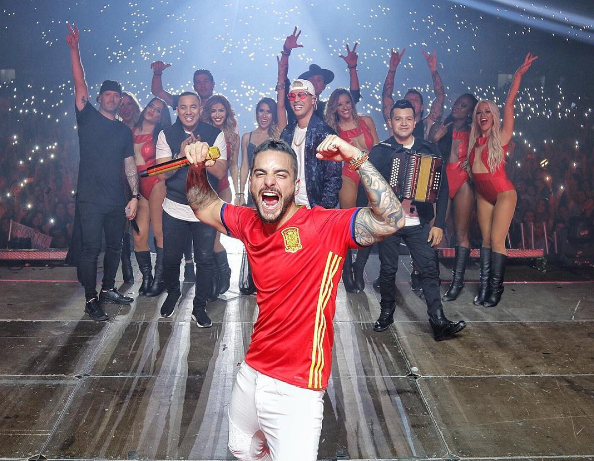 Club de Fans Oficial Maluma España: Cuadrupe disco de platino para Maluma