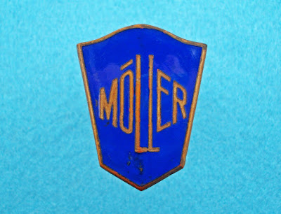 American Auto Emblems: MOLLER (1)