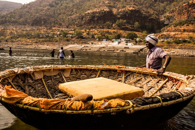 Sailing Through The Boundaries A Coracle Ride In Srisailam Love Travel Things sailing-through-the-boundaries-a-coracle-ride-in-srisailam-love-travel-things