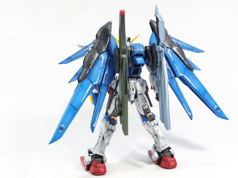 Custom Build: RG 1/144 Destiny Gundam