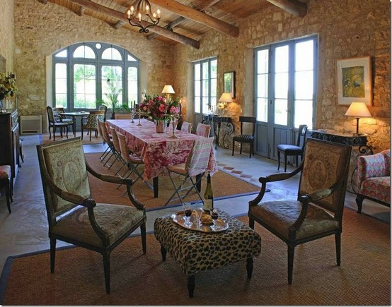 Eye For Design: Decorating The Stone Home