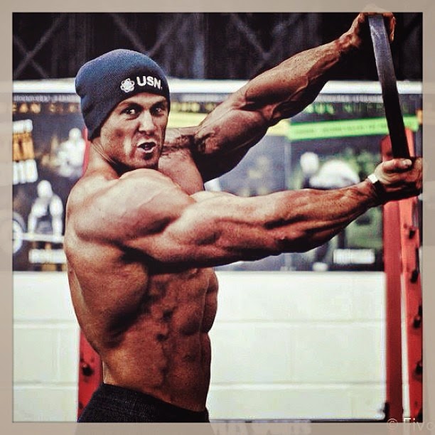 LA PERFECTION FAITE HOMME