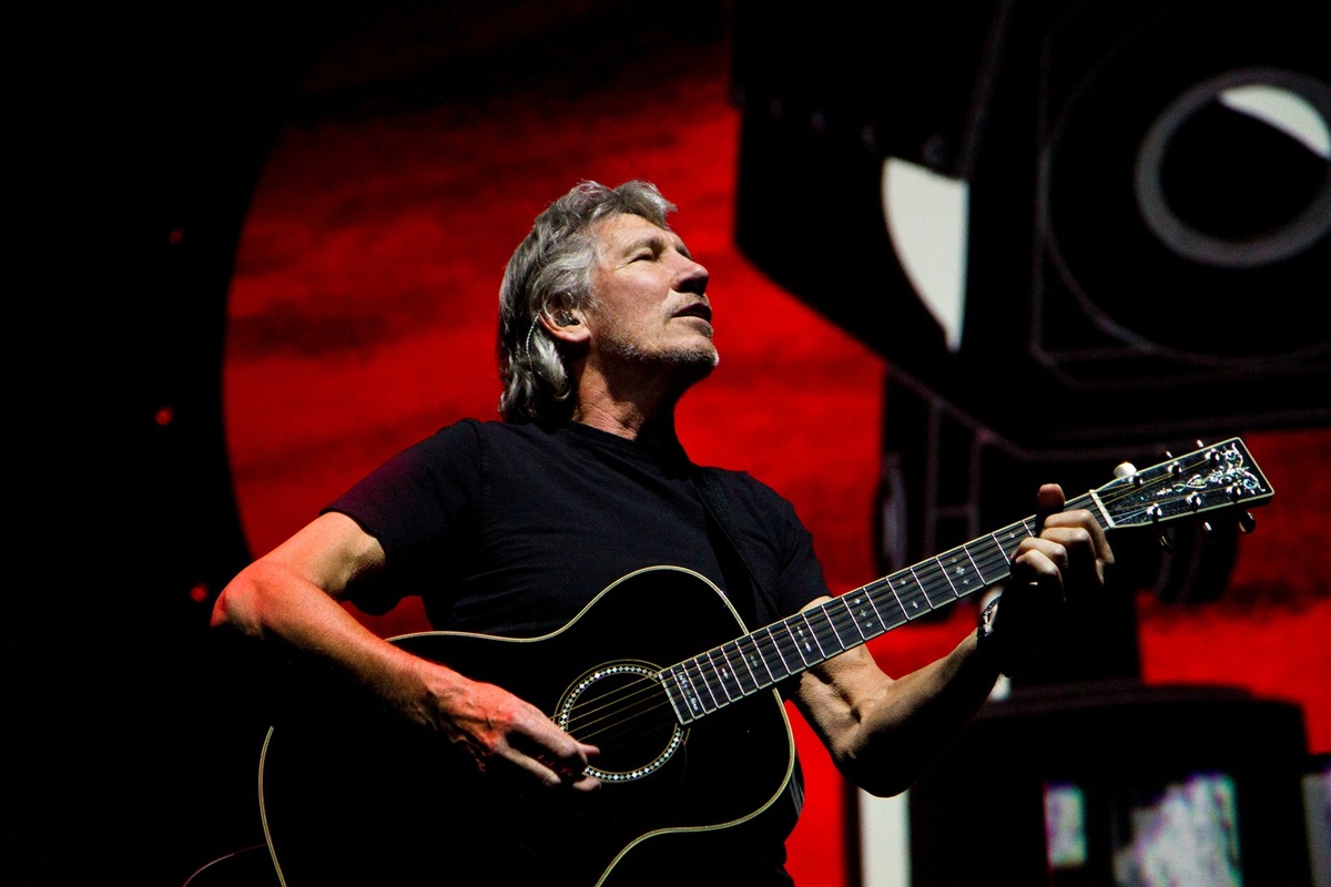 Photographis: Roger Waters -- The Wall Live Tour 2013