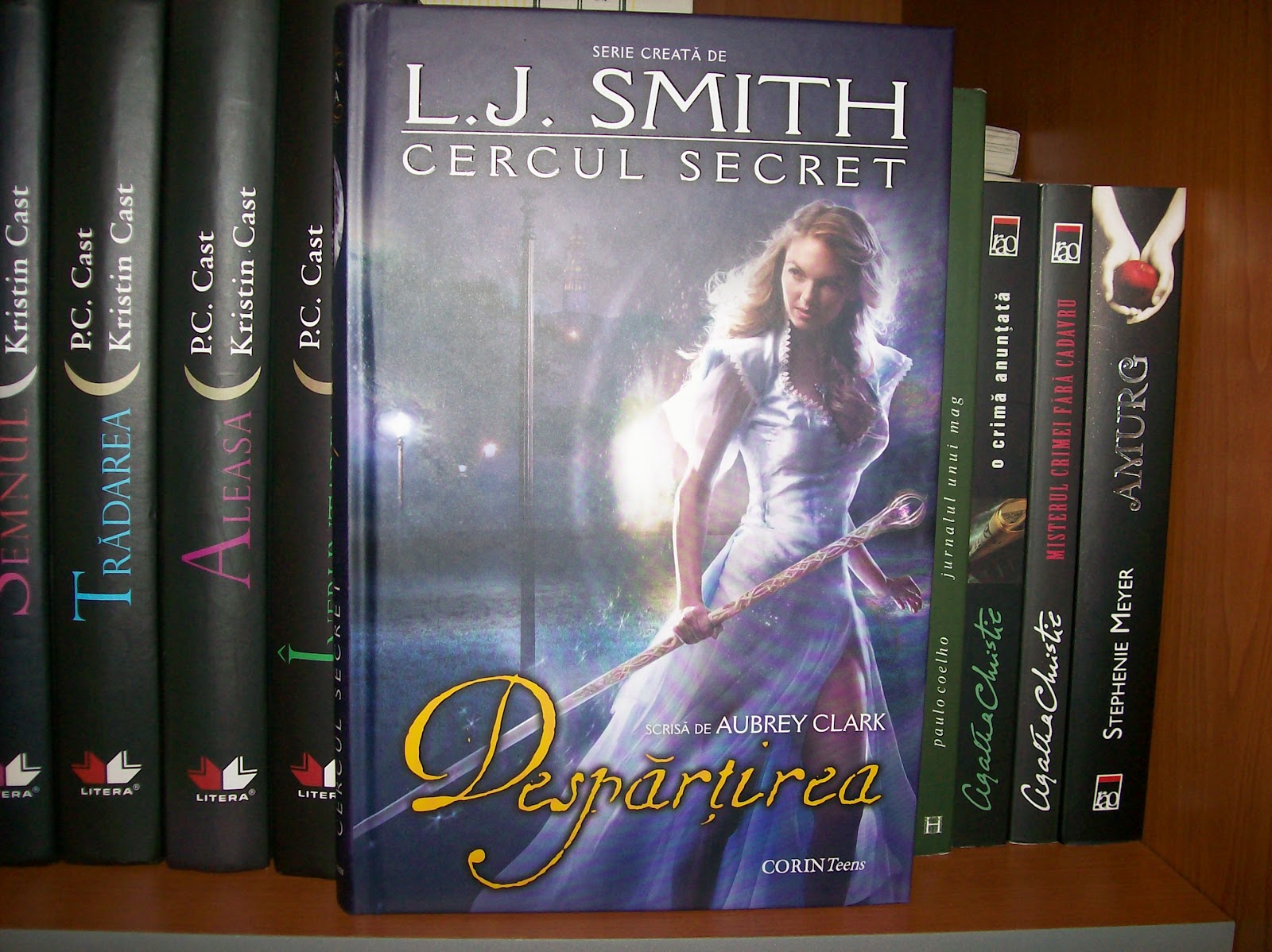 Mirajul Cărţilor: Carti noi.