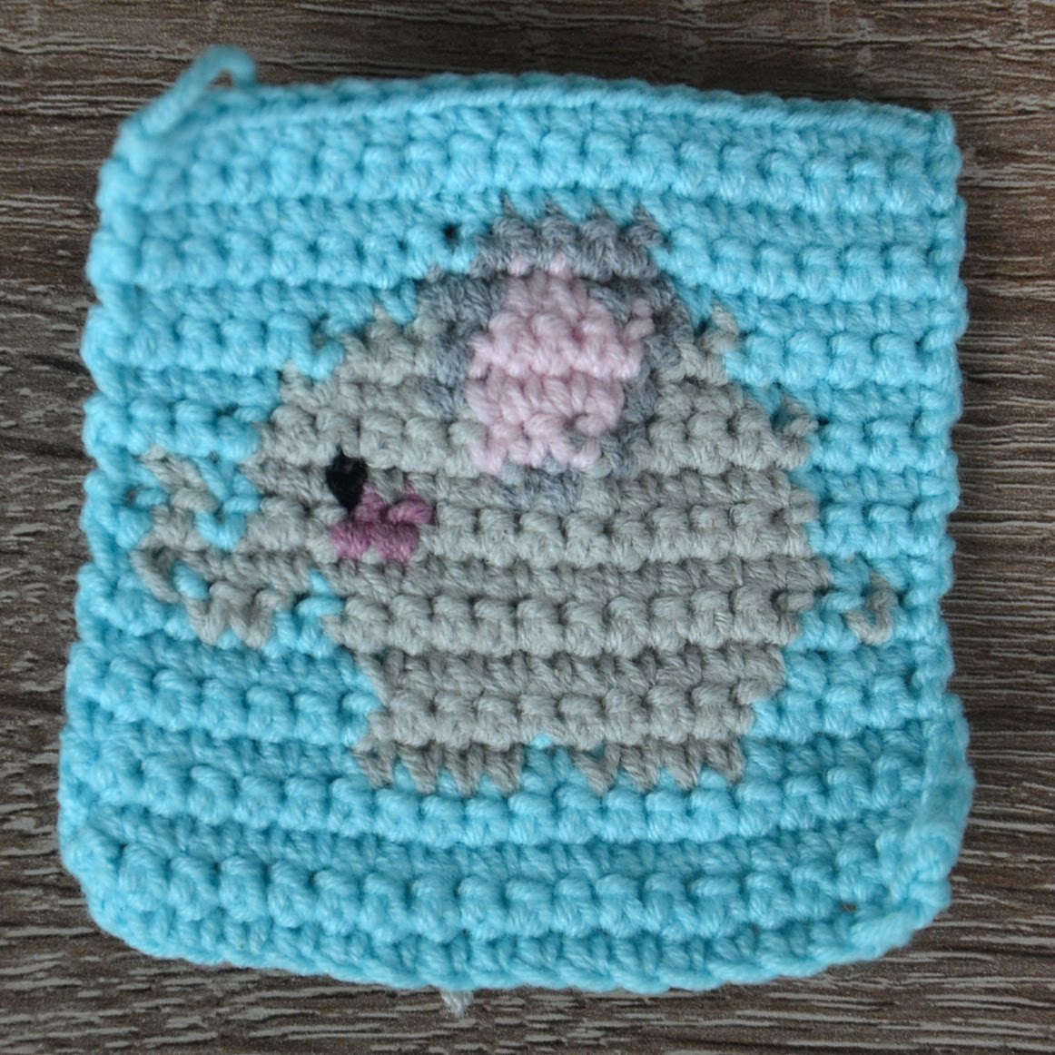 CROCHET SQUARES: letter E - Eskimos - elephant