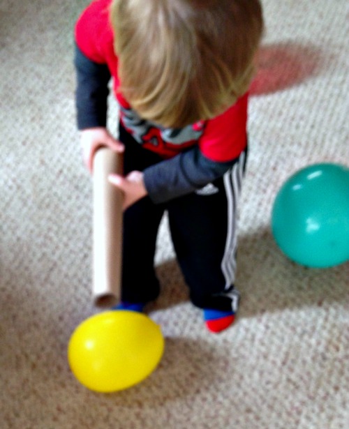 5 Easy Balloon Games for Toddlers & Preschoolers | Sunny Day Family