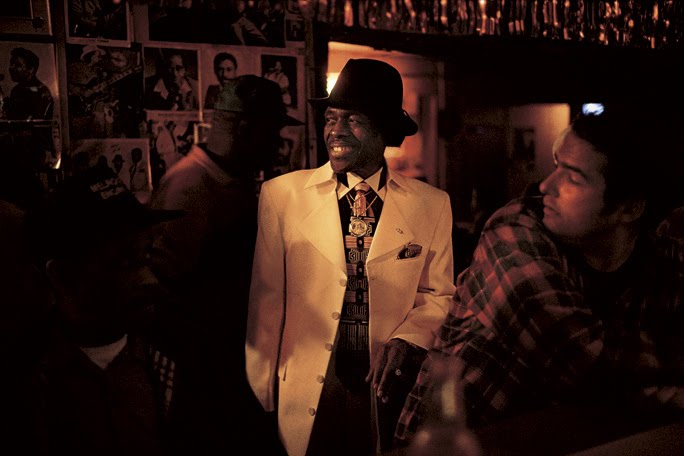 Little by Little(hales): Two Pictures of My Friend Junior Wells by My ...